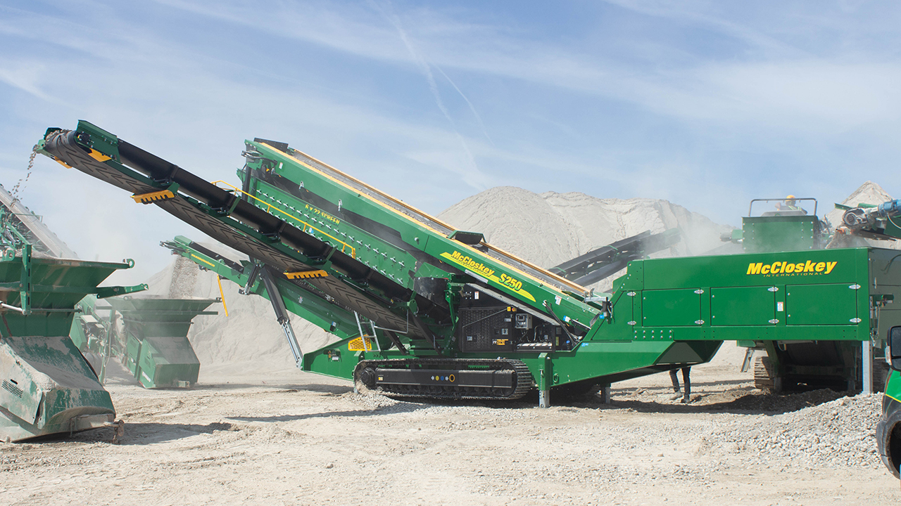 McCloskey S250 Double Deck & Triple Deck Screener | Equipment for Sale ...