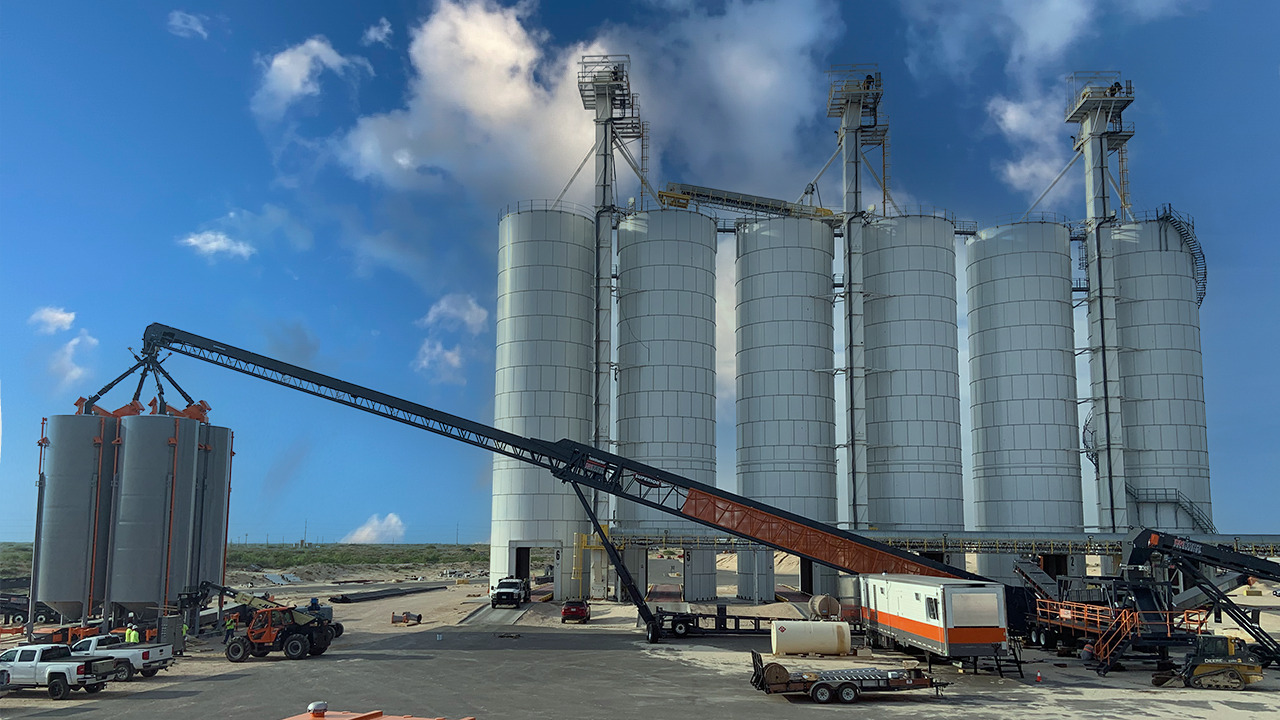 Superior® Telestacker® Conveyor | Equipment for Sale | La Grange, TX ...